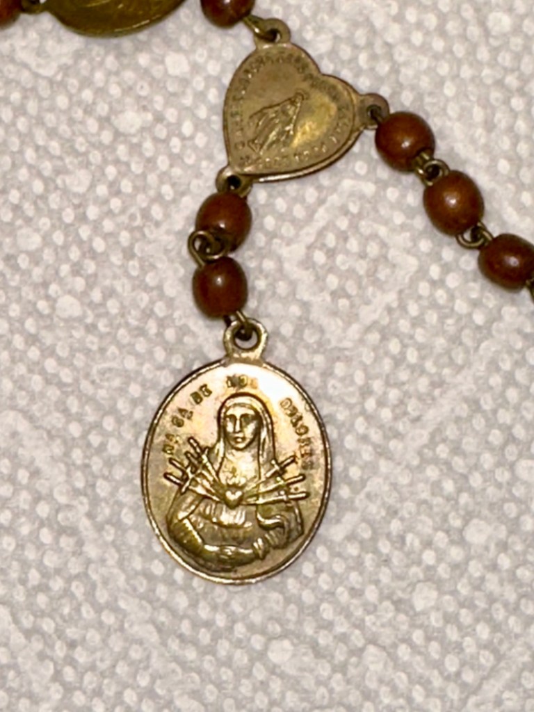 Newsletter Archive: All About Rosaries - Mary, our Spiritual Mother ...